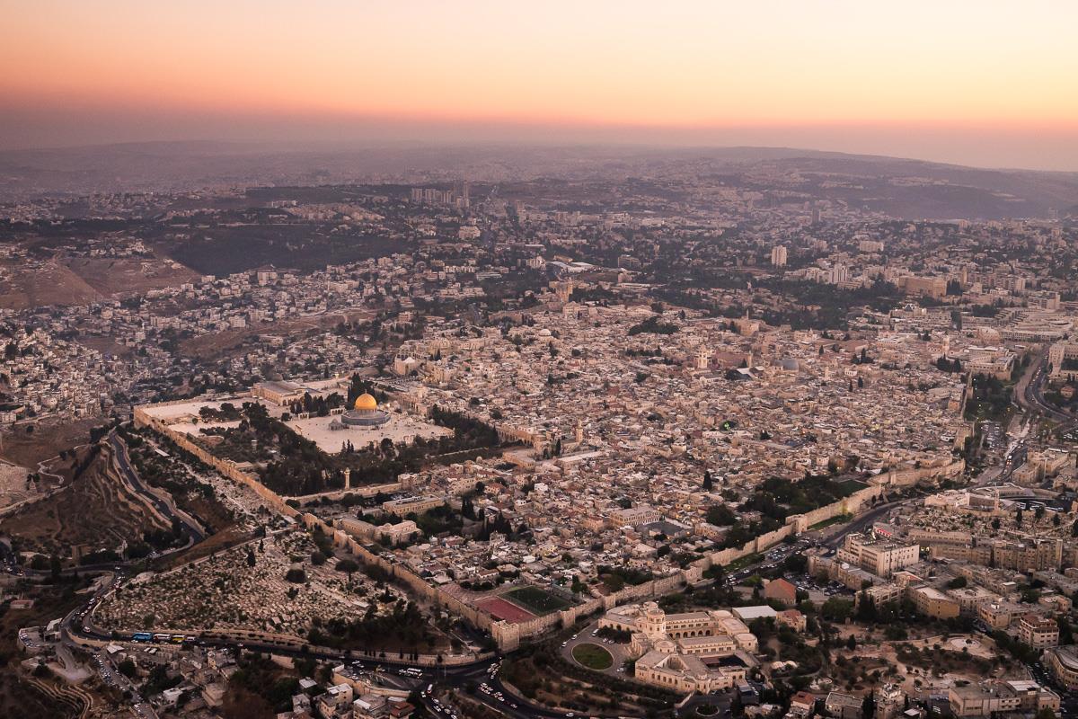 Sunrise Over Old City of Jerusalem זריחה מעל העיר העתיקה בירושלים ...